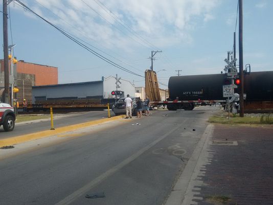 Car Collides with Train in Railroad Crossing | kiiitv.com
