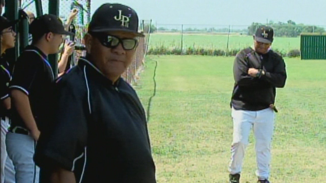 Memorials For Coach Steve Castro Announced | kiiitv.com